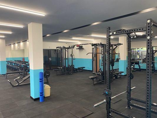 Gym & Fitness Center Bintaro Sektor 7 - FIT HUB