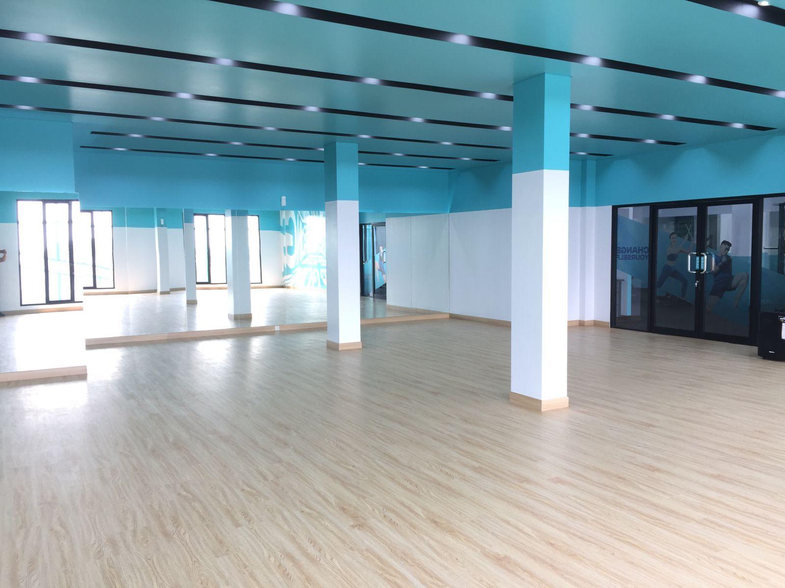 Gym & Fitness Center Bintaro Sektor 1 Jakarta Selatan - FIT HUB