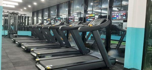 Gym & Fitness Center Depok Town Square - FIT HUB