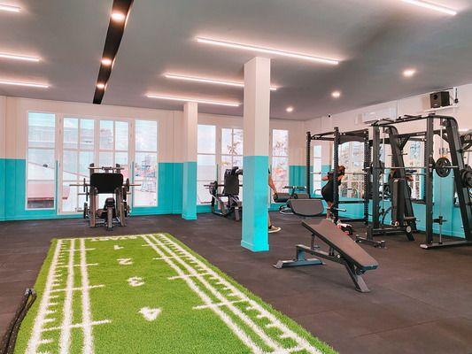 Gym & Fitness Center Rawamangun Jakarta Timur - FIT HUB
