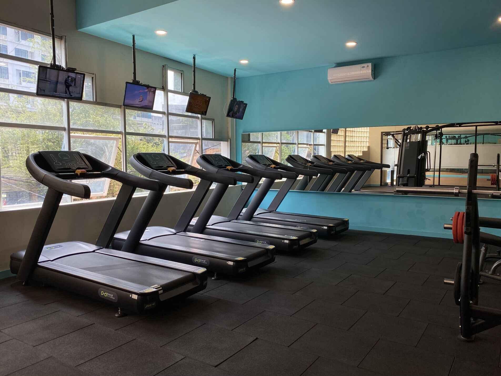 Gym & Fitness Center Lengkong Kecil Bandung - FIT HUB